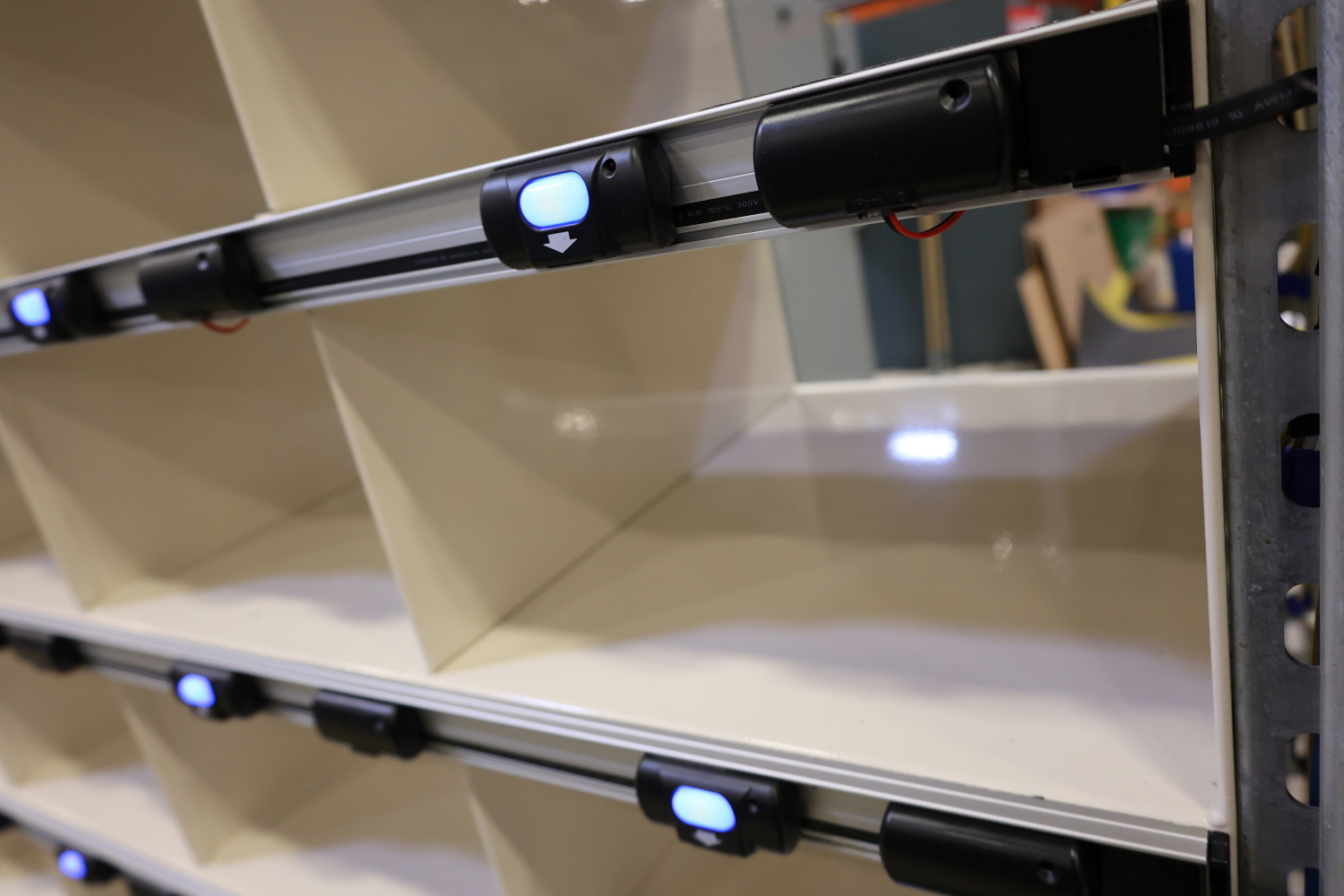 Put to Light System - Guidance Automation